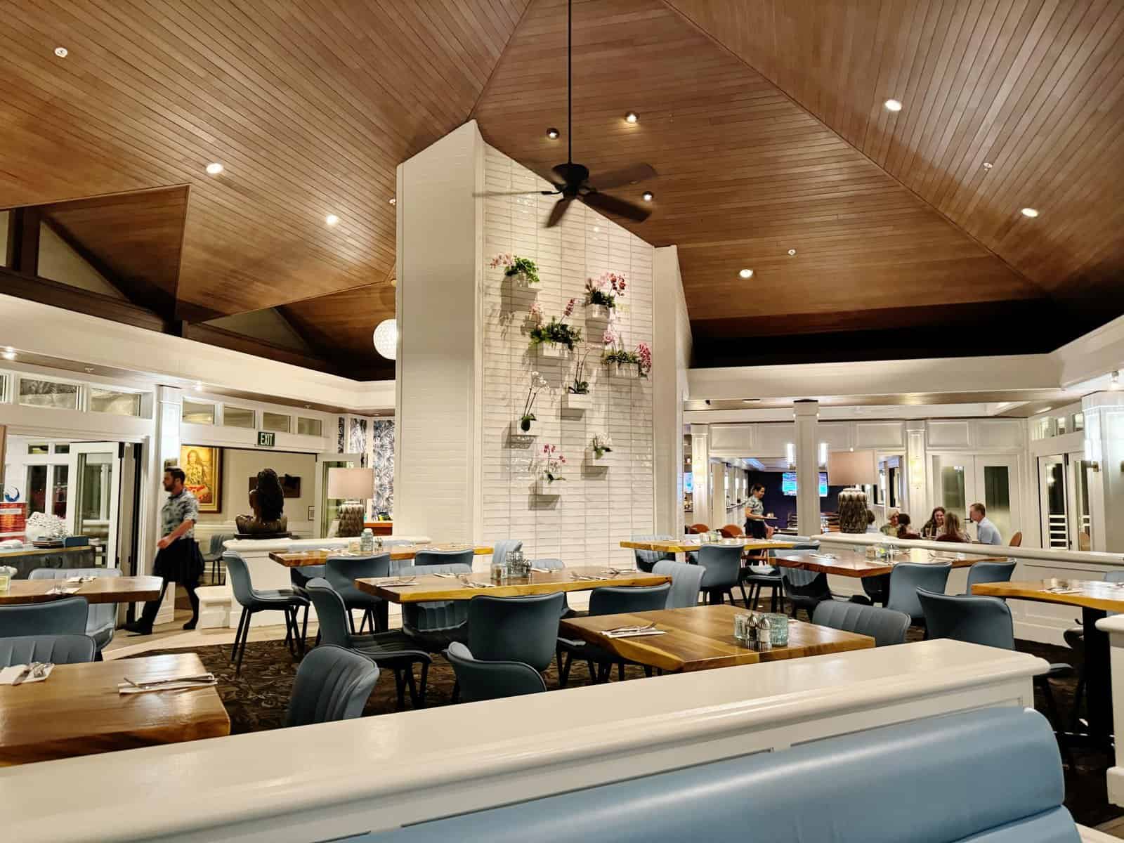 Top 15 Best Breakfast in Lahaina & Ka’anapali You Can't Miss!